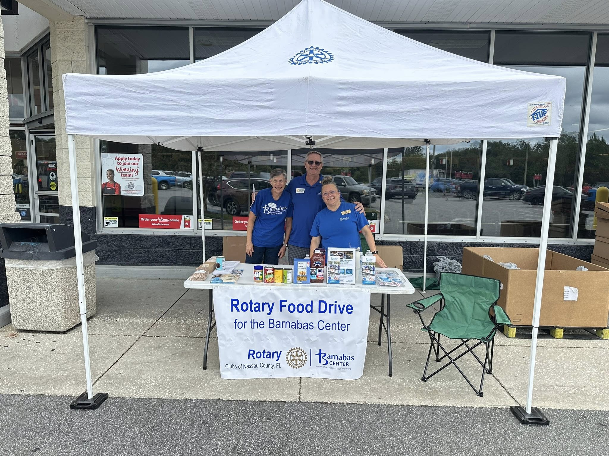 Rotary Clubs host food drive for Barnabas Center - Nassau NewsLine